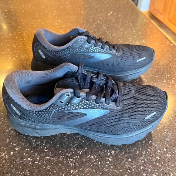Terrific Brooks Black Tennis Shoes Pictures